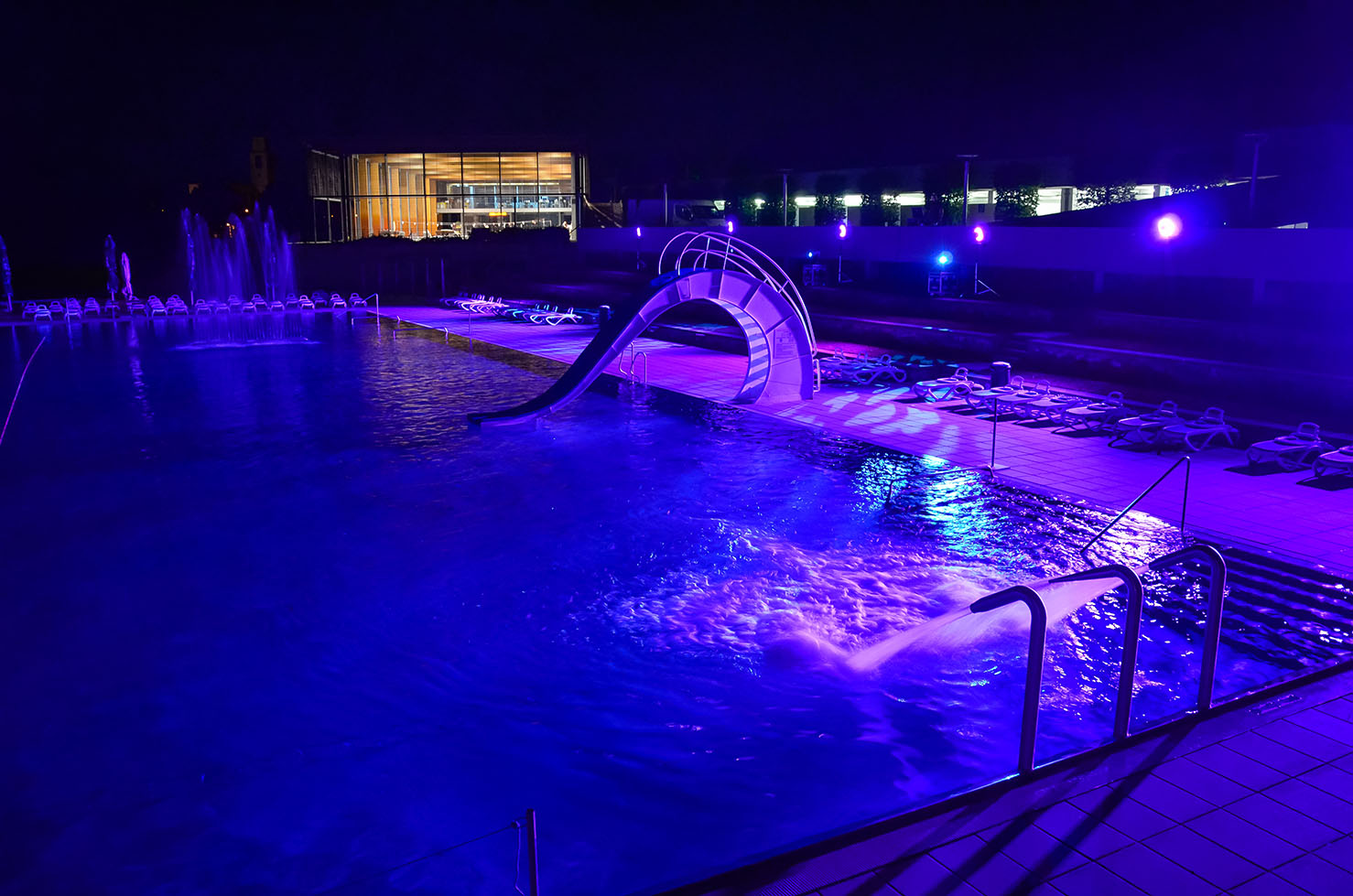 Měsíční noc na Kraví hoře | Sportovní a rekreační areál Kraví hora